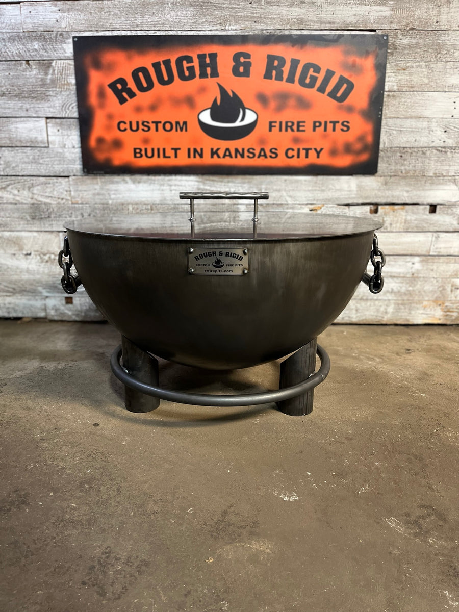The Duke Fire Pit 30" With Tilting Base | Rough & Rigid